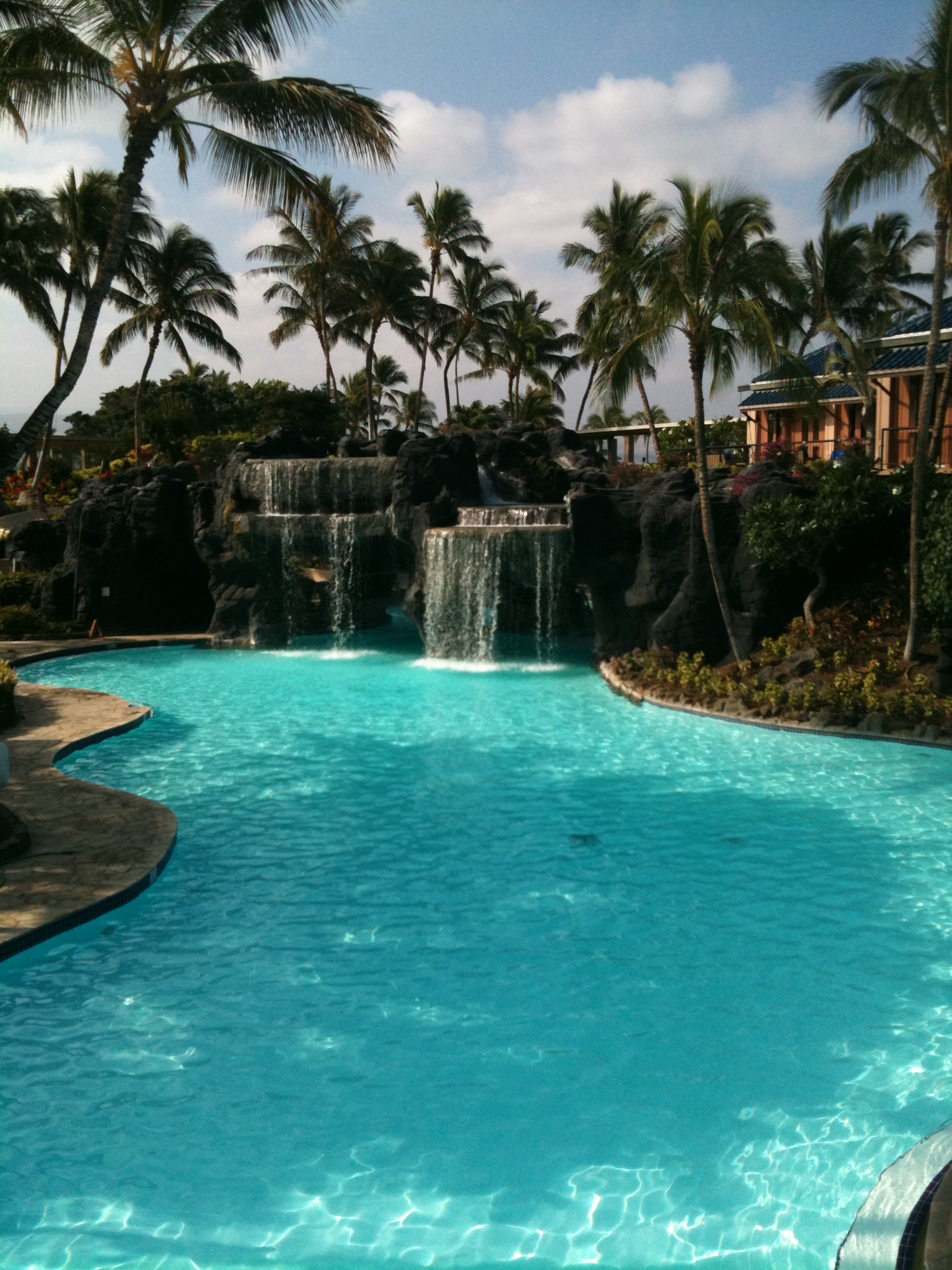 Splish-Splash: The Kohala and Kona Pools at the Hilton Waikoloa Resort ...